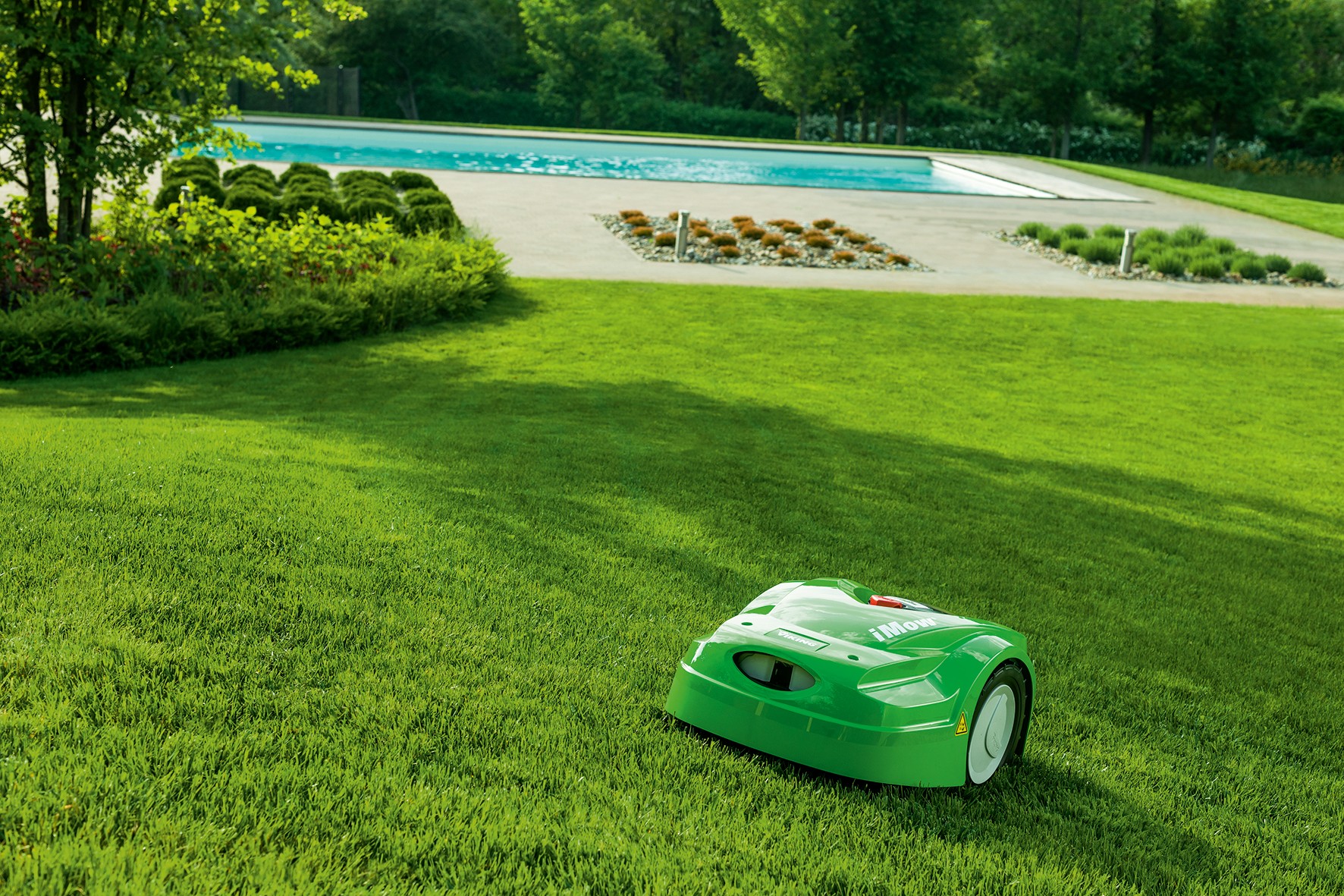 Robots de tonte : investissez dans la tranquillité ! - Nature et Jardin ...